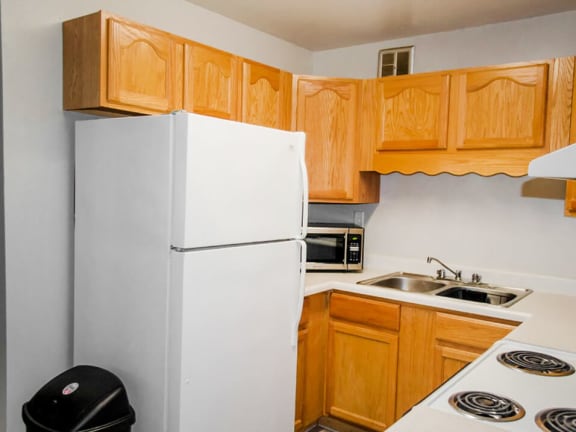 Photos and Video | Timber Cove Apartments | Decatur, IL