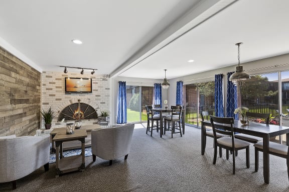 Furnished Apartments in Harrison Township | Drawbridge Apartments