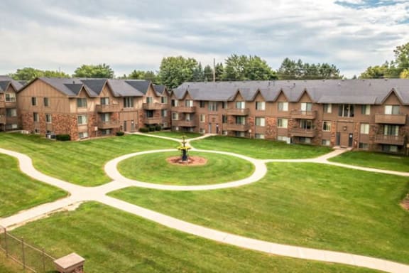 Apartment and Community Amenities | Fountain Pointe