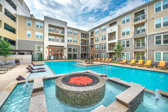 Aviator West 7th | Apartment and Community Amenities