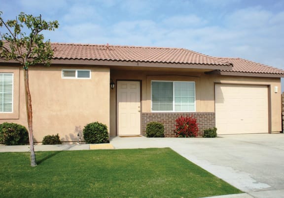 Tyner Ranch Townhomes | 2 bedroom 1 bath standard yard | Available Units