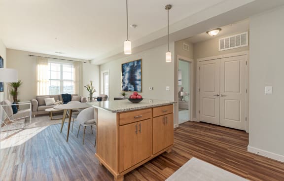 Crossroad Commons | One Bedroom - B | Available Apartments