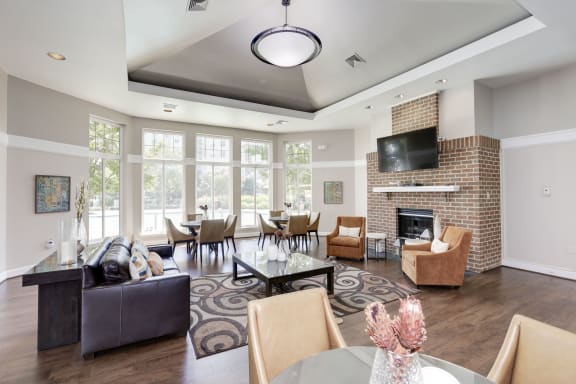 Photos and Video of Springfield Crossing in Springfield, VA