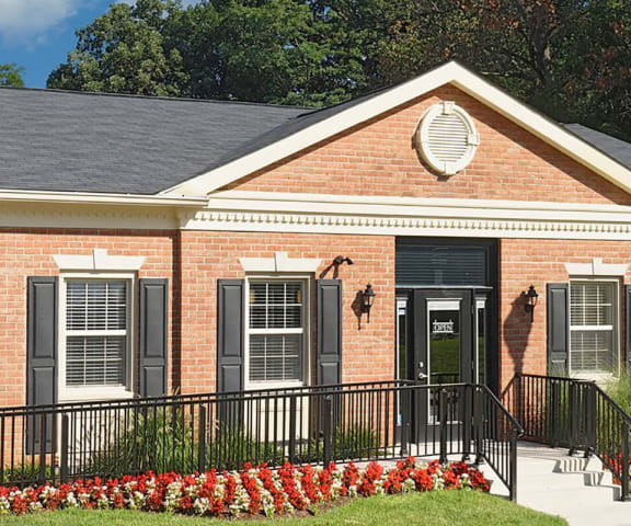 Apartments in Towson, MD | Courthouse Square Apartments