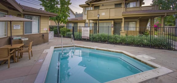 Regency Court Apartments | Affordable Apartments | Apartments in ...