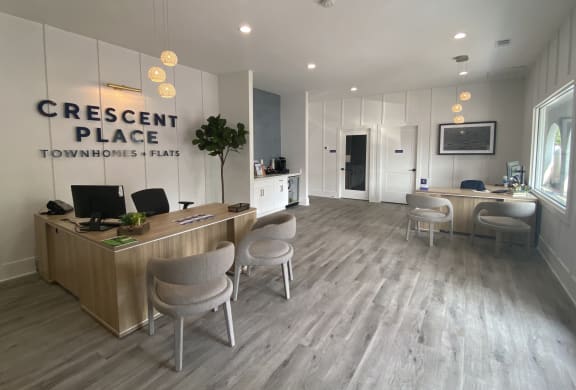 Pet Friendly Apartments in Savannah GA | Crescent Place Apartments