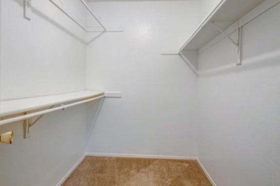 Photos and Video of Heather Ridge Apartments in Irving, TX