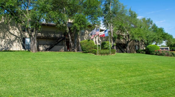 Fox Run | Apartments in Tyler, TX