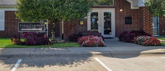 Open Apartments | View Floor Plans of Loper Commons in Shelbyville, IN