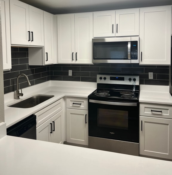 Heritage at Valley Ranch | Apartment and Community Amenities