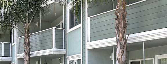 Woodside Court | Apartment and Community Amenities