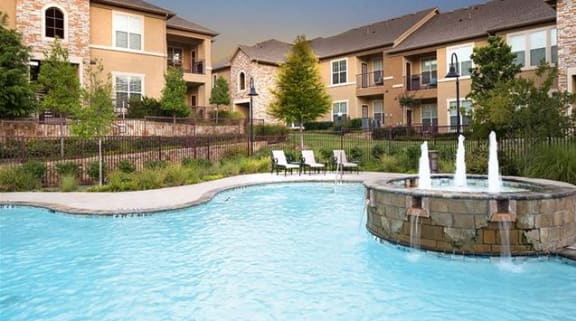 Townhomes & Apartments in Plano, TX | Riachi at One21