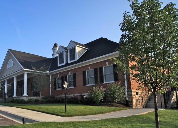 Apartments & Townhomes for Rent in Lexington, KY | Merrick Place