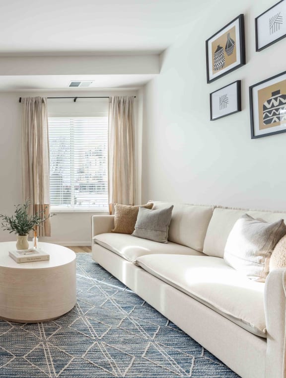 The Ellie | Apartments in Eden Prairie, MN