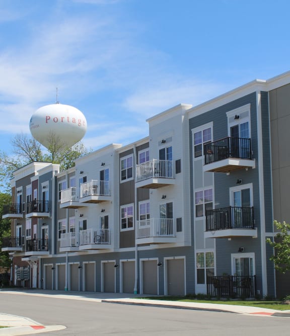 Apartments in Portage, IN | The Promenade at Founders Square