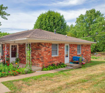 Stonebrook of Franklin | Apartments in Franklin, IN