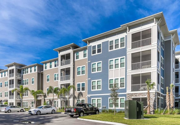 Dunedin Commons Apartments | Apartments in Dunedin, FL