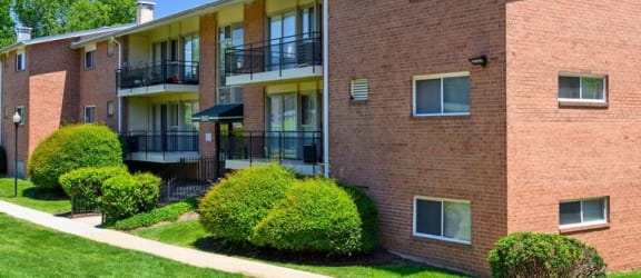 Capital Crossing | Apartments in Suitland, MD | RENTCafe