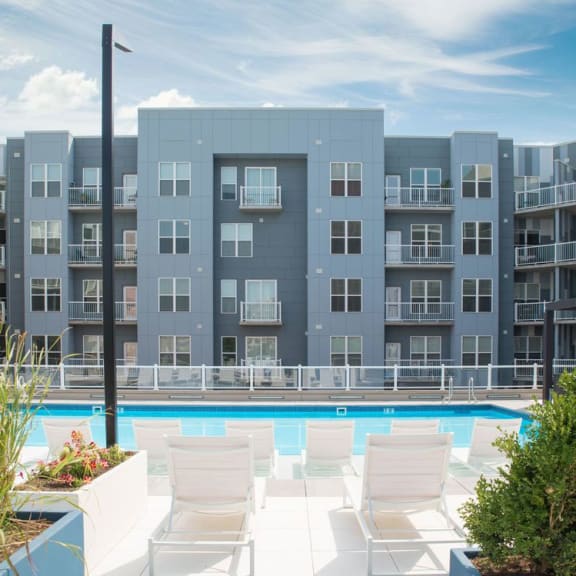 Luxury Apartments in Downtown Indianapolis | The Whit