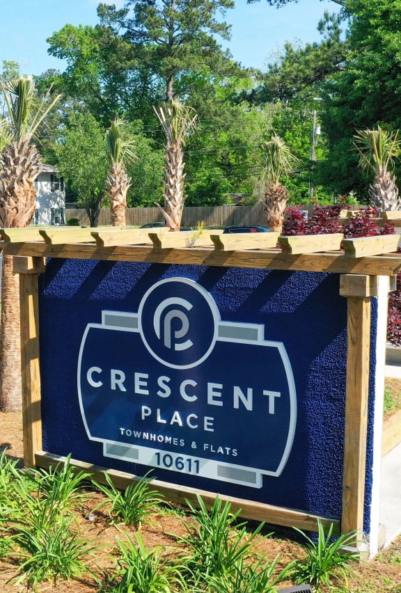 Apartments on Abercorn Street Savannah GA | Crescent Place Apartments