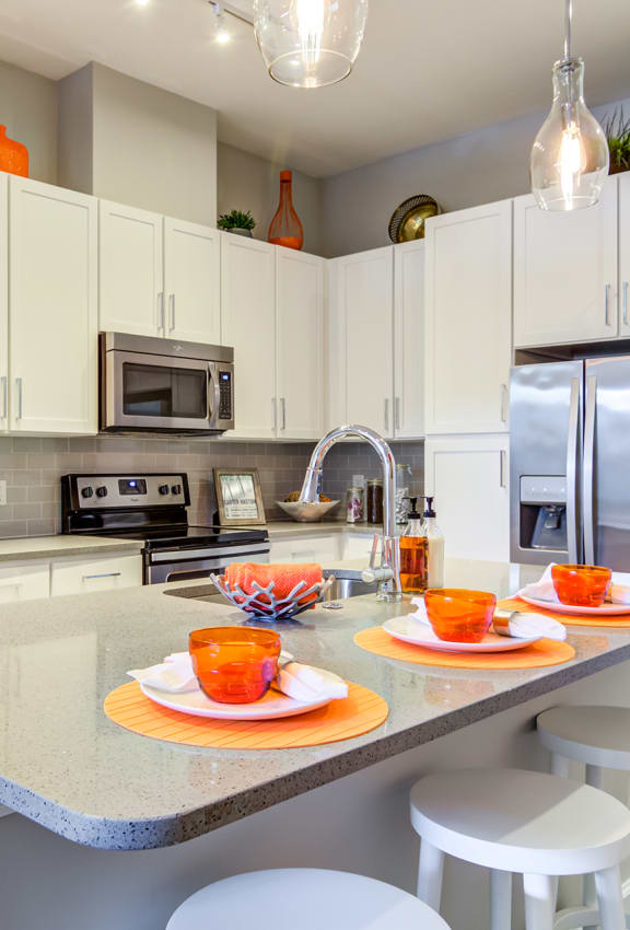 Decatur, GA, Luxury Apartments | Reserve Decatur | Home