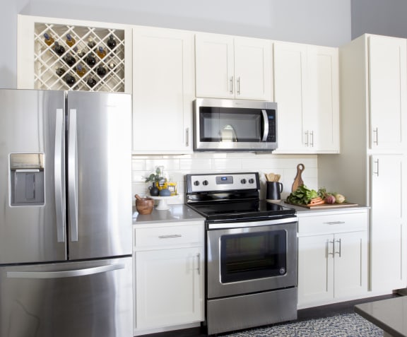 Luxury Apartments in Downtown Carmel, IN | Avant & Avant II