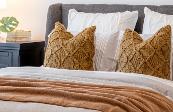 Decatur Landing | Apartments in Brooklyn Park, MN