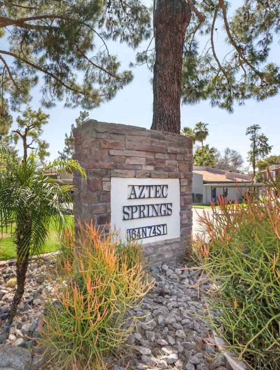 Apartments in East Mesa | Aztec Springs Apartments