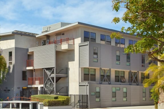 Olympic Lofts | Apartments in Santa Monica, CA