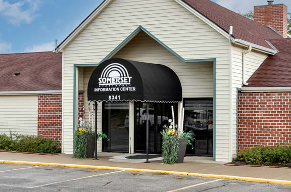 Somerset | Apartments in Lincoln, NE