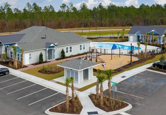 Grandview at Clear Pond | Myrtle Beach Apartments for Rent