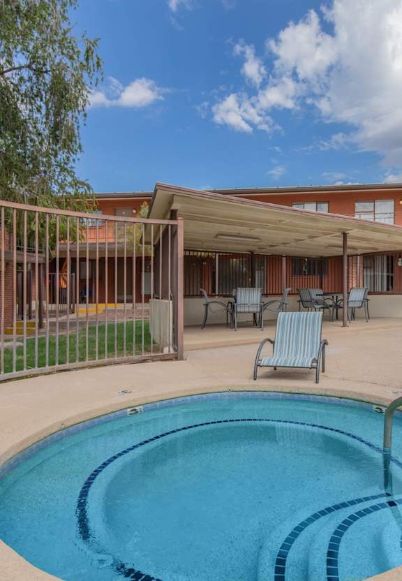 Country Club Apartments | Apartments in Tucson, AZ