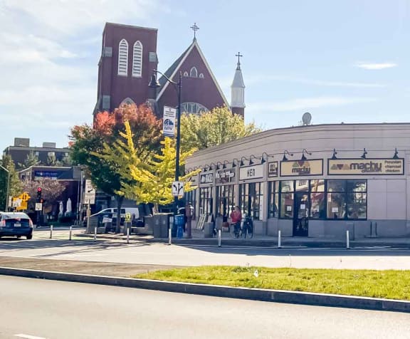 Neighborhood & Directions | Union 346 Apartments