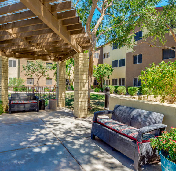 Discovery Point Retirement Community | Apartments in Mesa, AZ