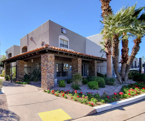 Stonebridge | Apartments in Phoenix, AZ