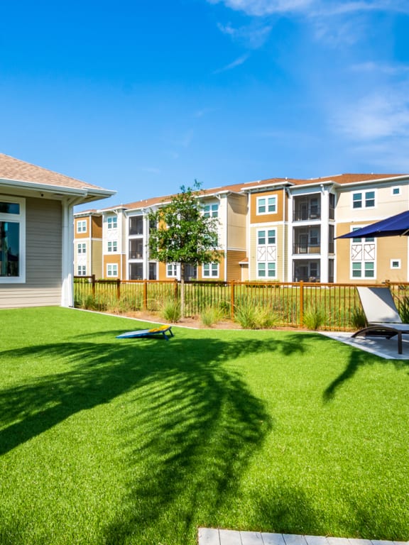 The Alexander at Countryside | Apartments in Clearwater, FL