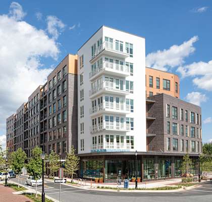 The Grayson | Apartments in Alexandria, VA