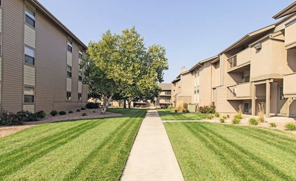 High Point East Apartments | Apartments in Wichita, KS