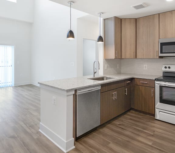 Fieldside Grande | Apartment and Community Amenities