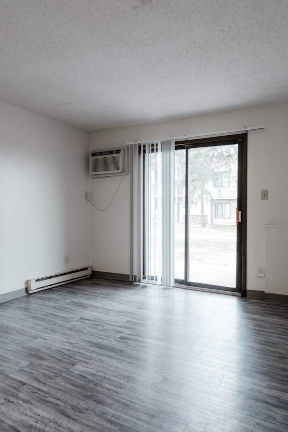 Apartments in Urbandale, Iowa| Bristol Ridge