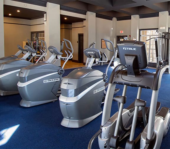 Edgewater at Sandy Springs Apartments | Apartments in Sandy Springs, GA