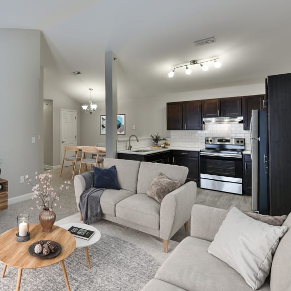 Whispering Ridge | Apartments in Omaha, NE