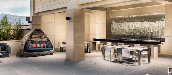 Metro At Main Apartments | Corona California Apartments | Features